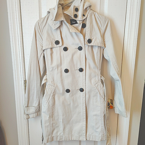 GAP | Jackets & Coats | Beige Gap Trench Coat | Poshmark
